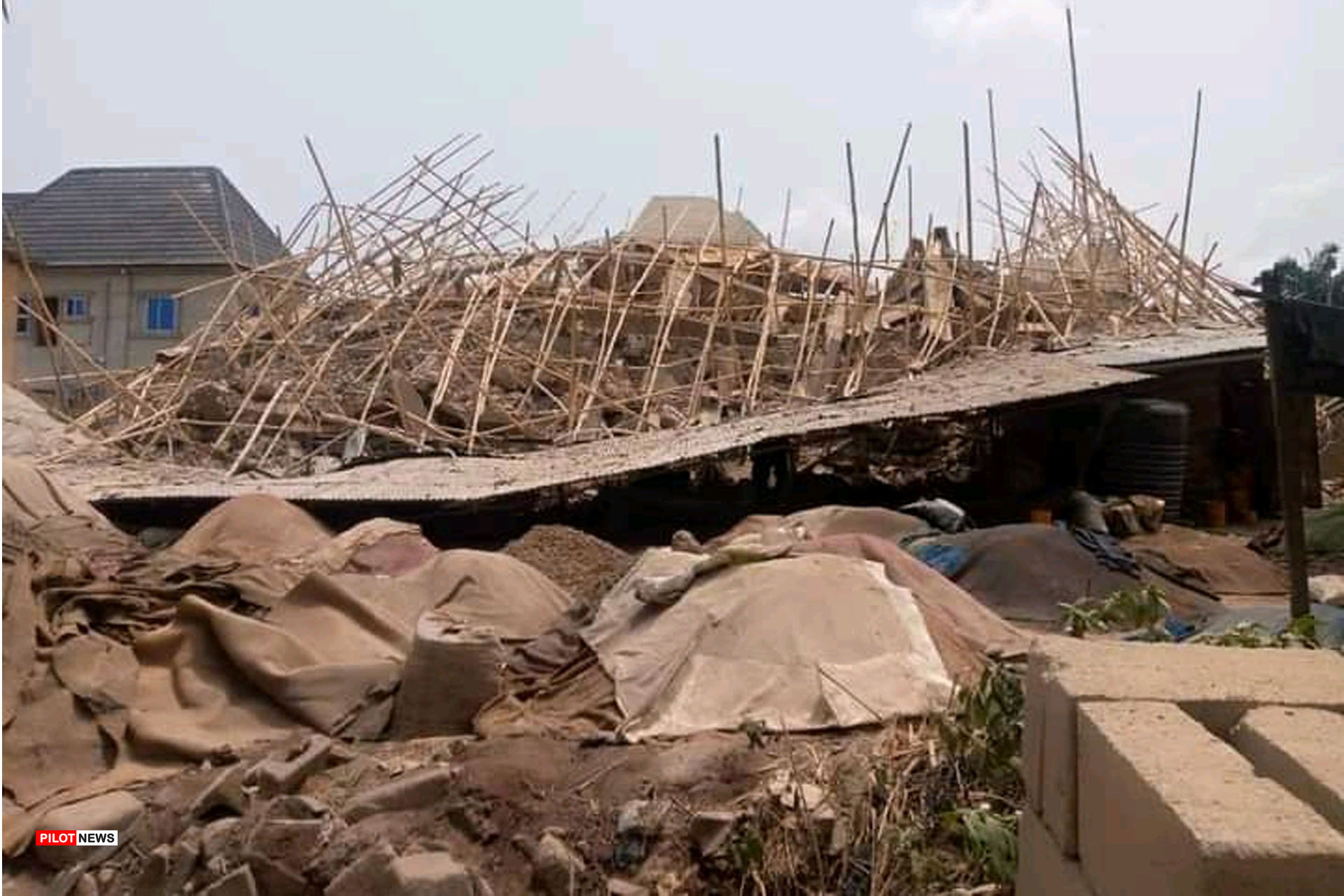 Five-Storey Building Collapses In Oba Community Of Anambra, Records No ...
